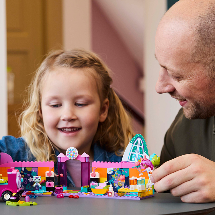 LEGO® Gabby’s Dollhouse Parents’ Guide | Official LEGO® Shop US