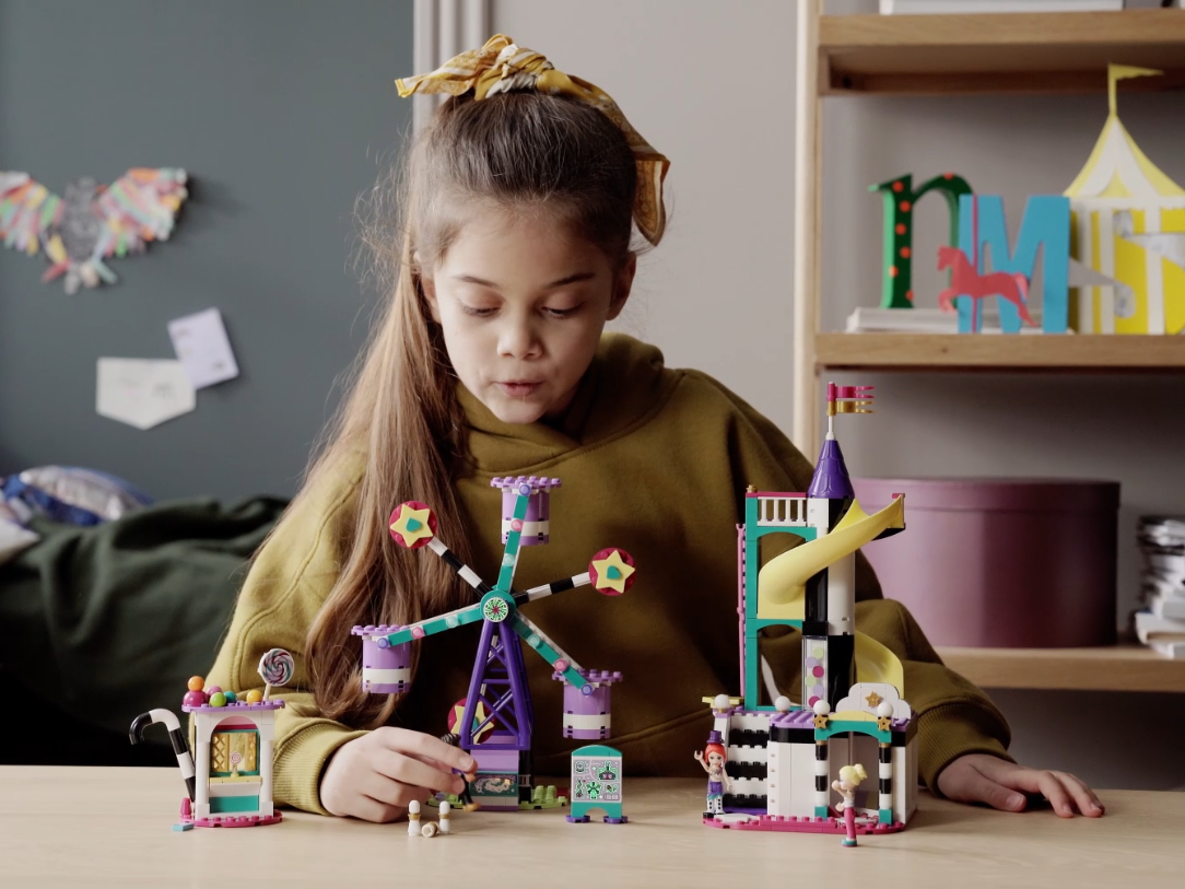 Magical Ferris Wheel and Slide 41689 | Friends | Buy online at the ...