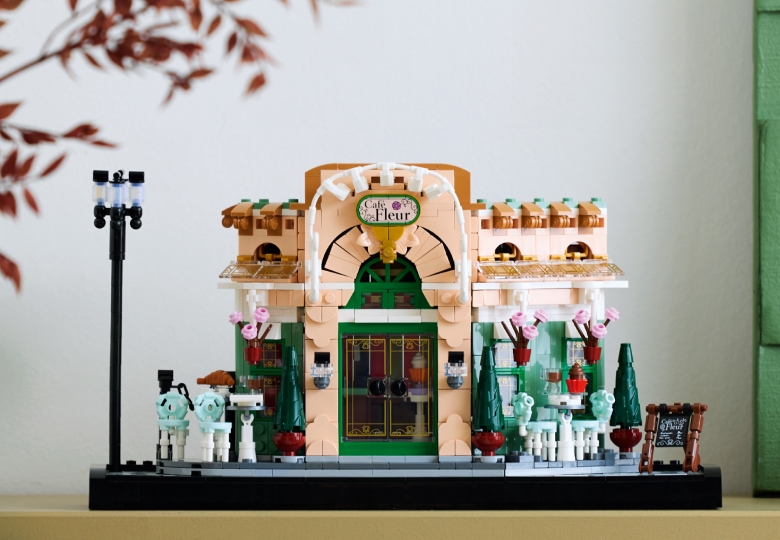 9 relaxing LEGO® sets to build for adults | Official LEGO® Shop US