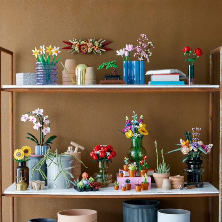 Best Flowers for Mother’s Day | Official LEGO® Shop US