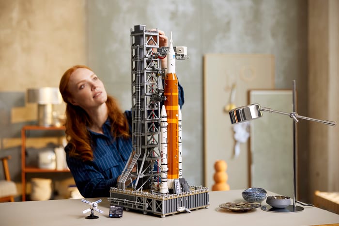Mejores sets LEGO® para adultos inspirados en el espacio | Oficial LEGO ...