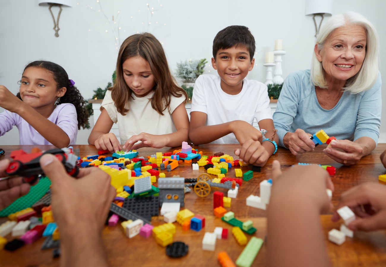 Cool Ways to Build Your New Year’s Resolutions as a Family! | Official ...