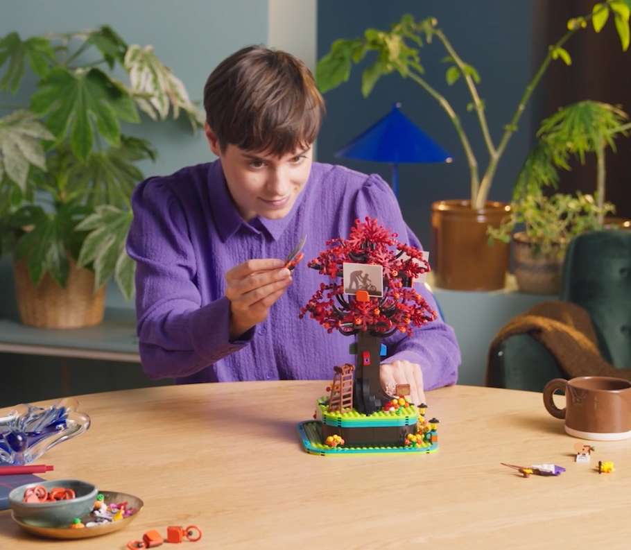 Family Tree 21346 | Ideas | Buy online at the Official LEGO® Shop GB