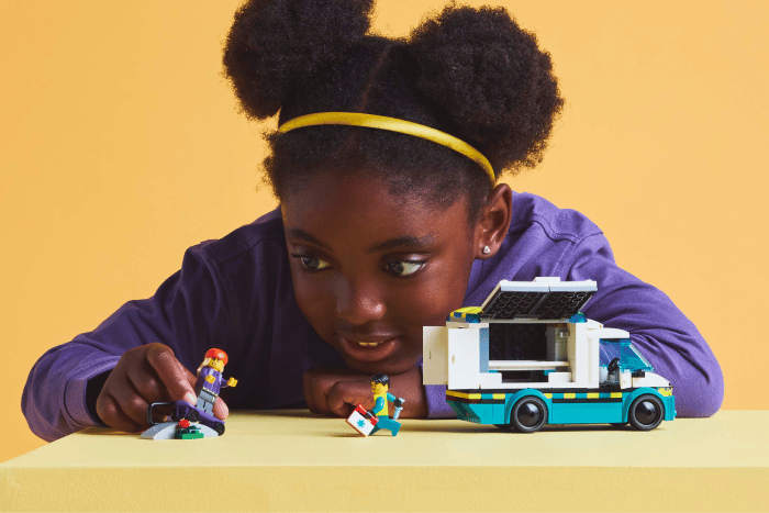 New LEGO® City Sets for 2025 | LEGO.com CN