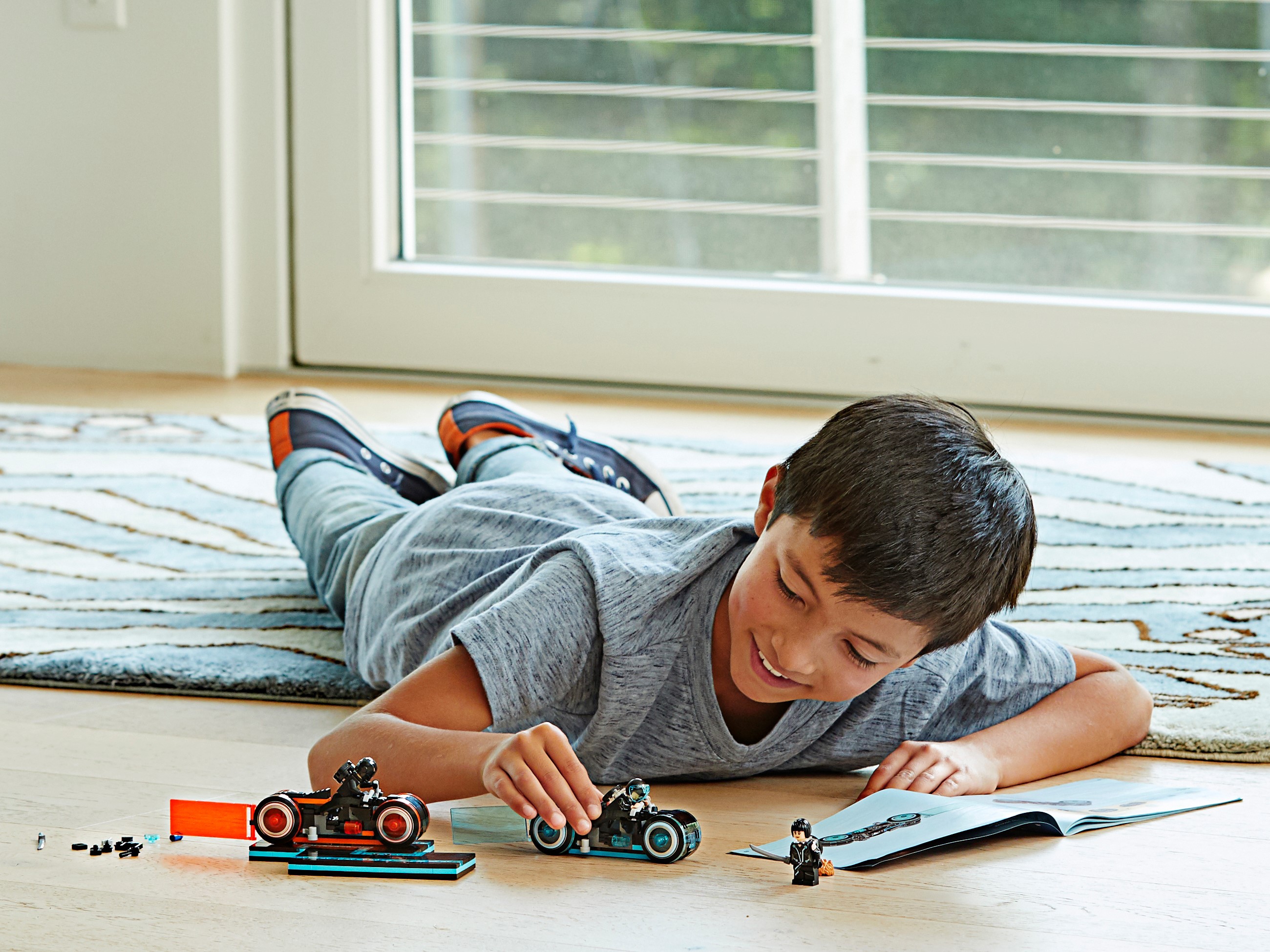 Tron Legacy Lego Sets