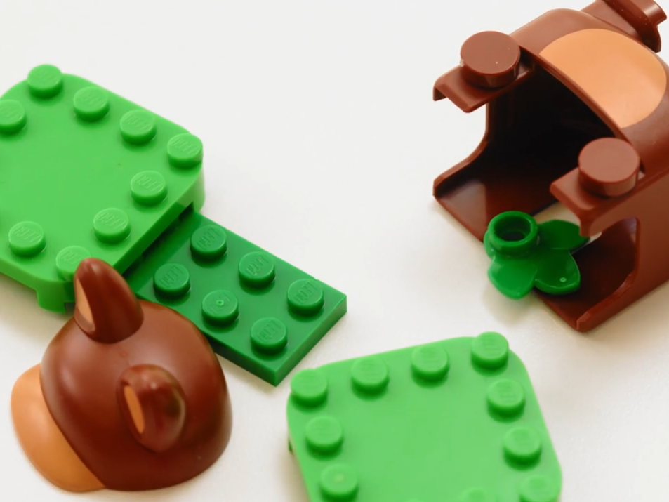 Tanooki Mario Power-Up Pack 71385 | LEGO® Super Mario™ | Buy online at ...
