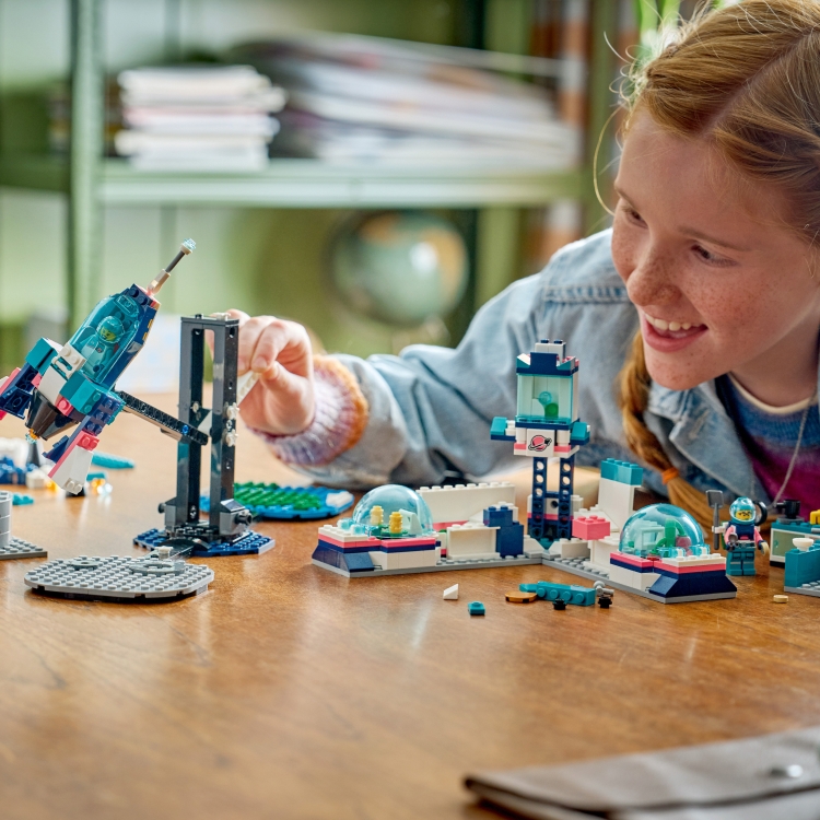 Build, Solve, Invent Play Loop with LEGO® Education Sets | Official ...