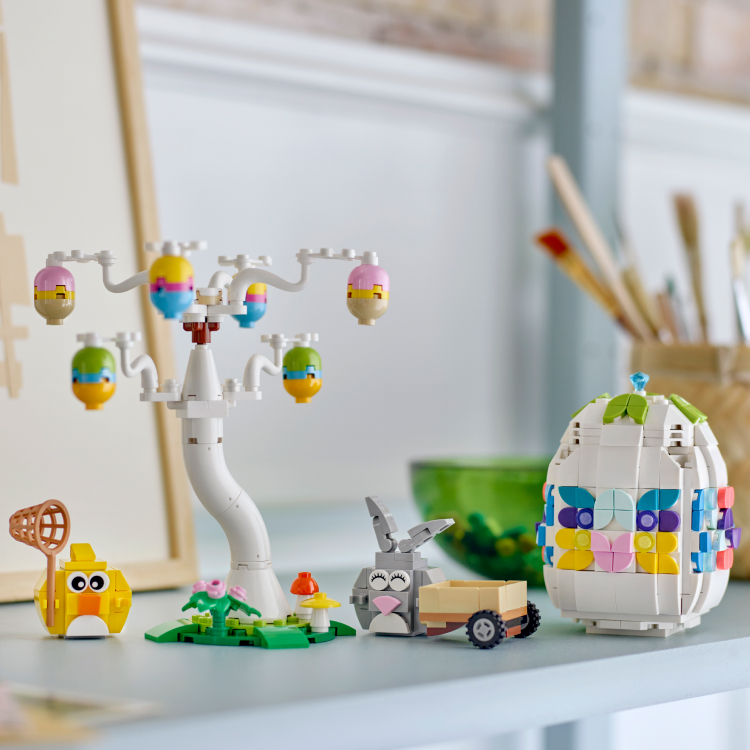 LEGO® Easter Decorations and Family Activities | Official LEGO® Shop CH
