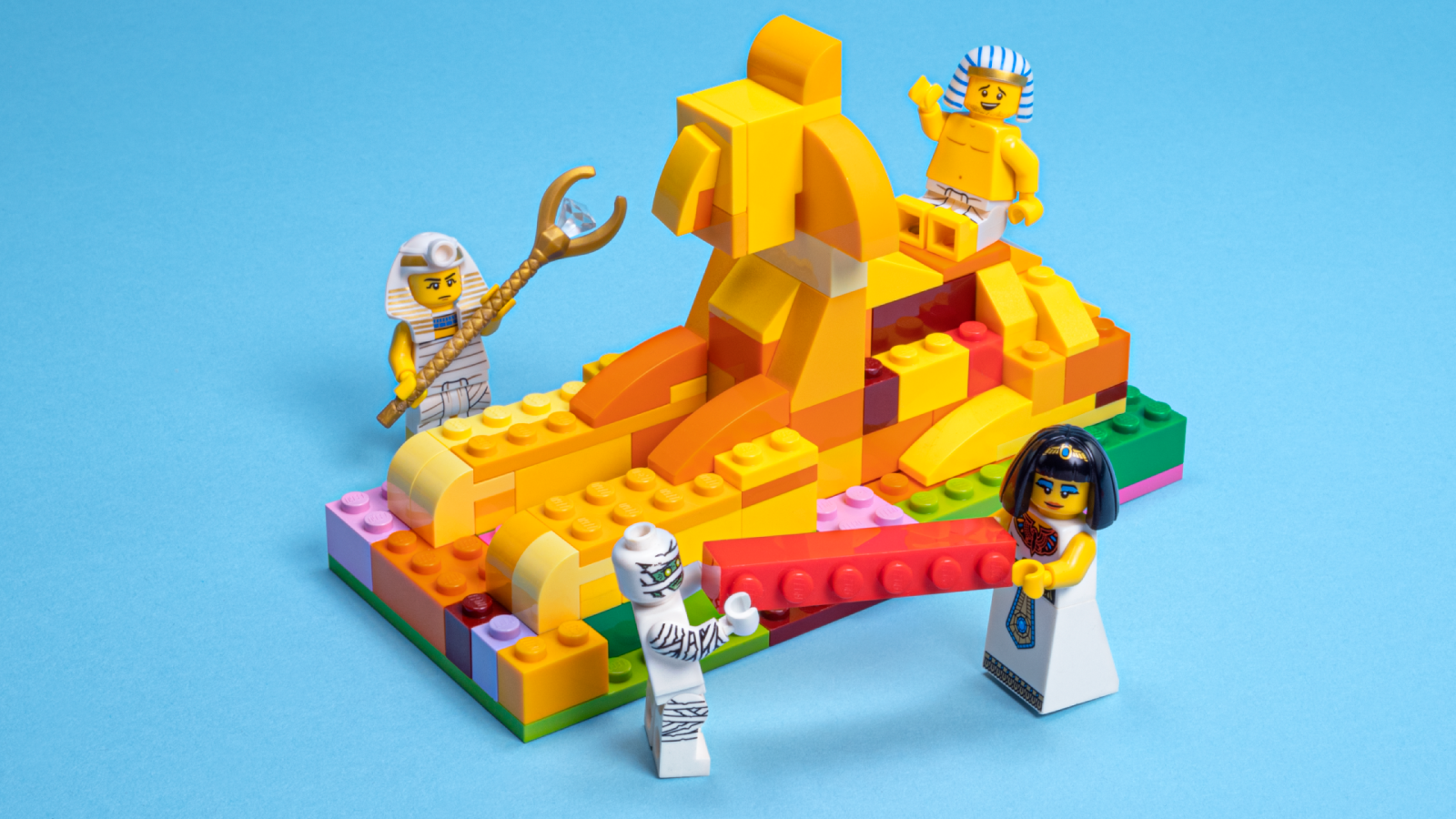 Can you build a brick pyramid? | Official LEGO® Shop CA