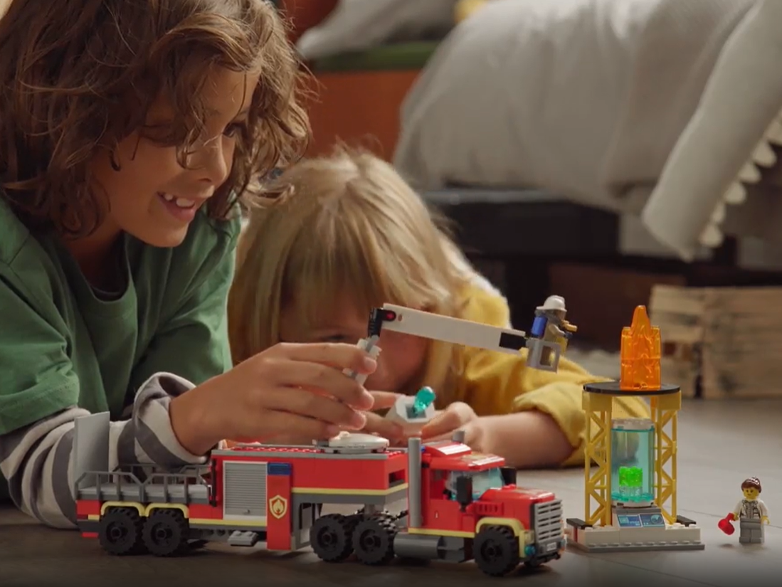 Fire Command Unit 60282 | City | Buy online at the Official LEGO® Shop CA
