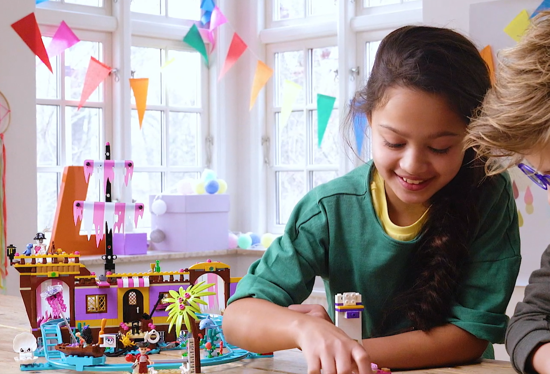 Heartlake City Amusement Pier 41375 | Friends | Buy online at the ...