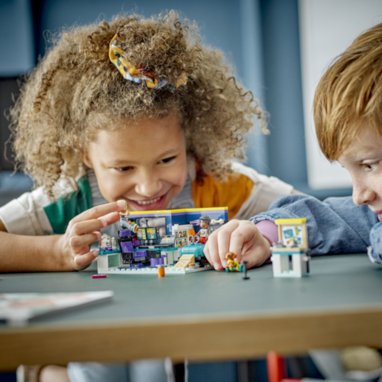 Best Toys for 6-Year-Old Girls | Official LEGO® Shop US