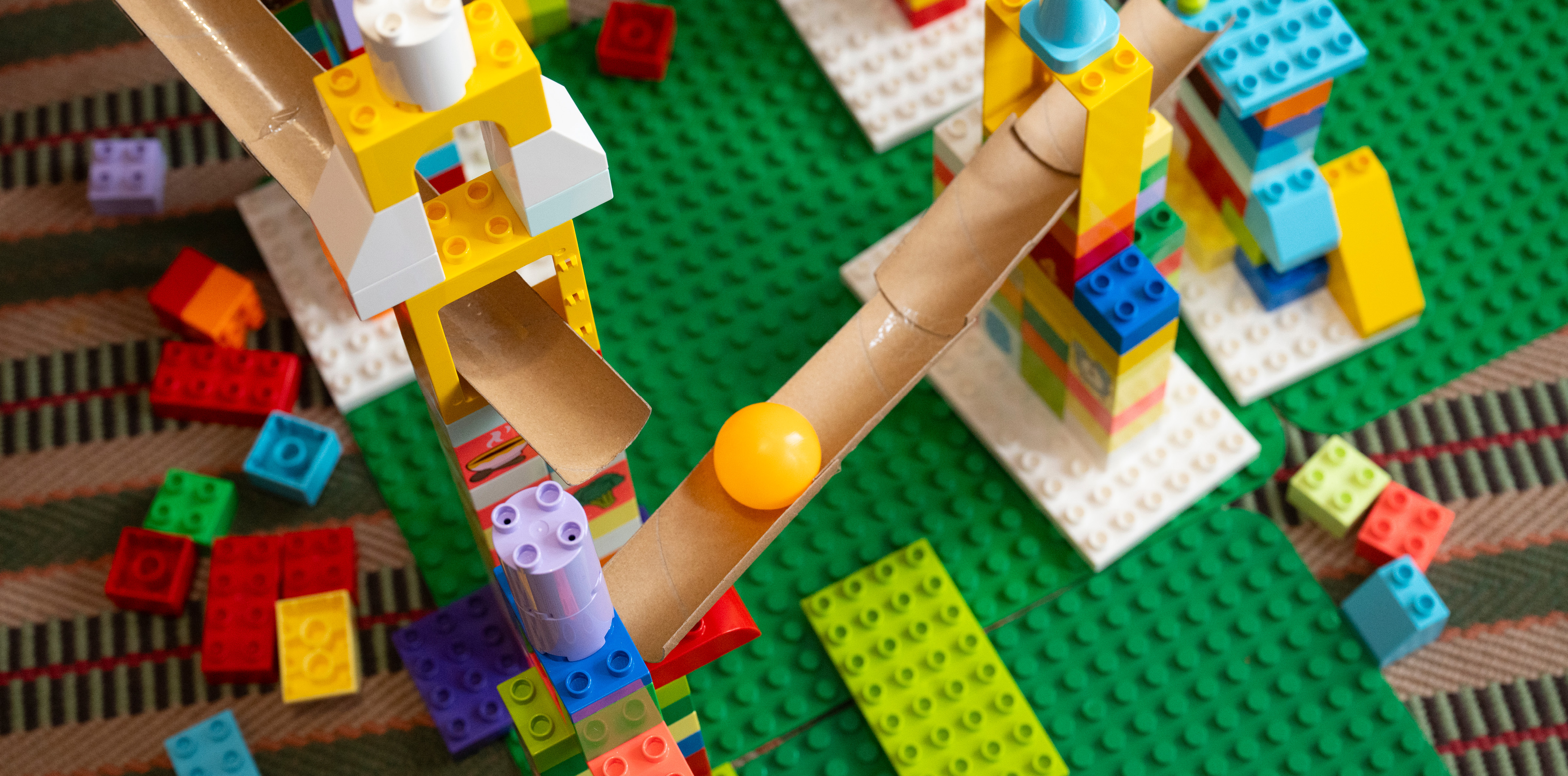 Easy LEGO® DUPLO® games for toddlers | LEGO.com CN