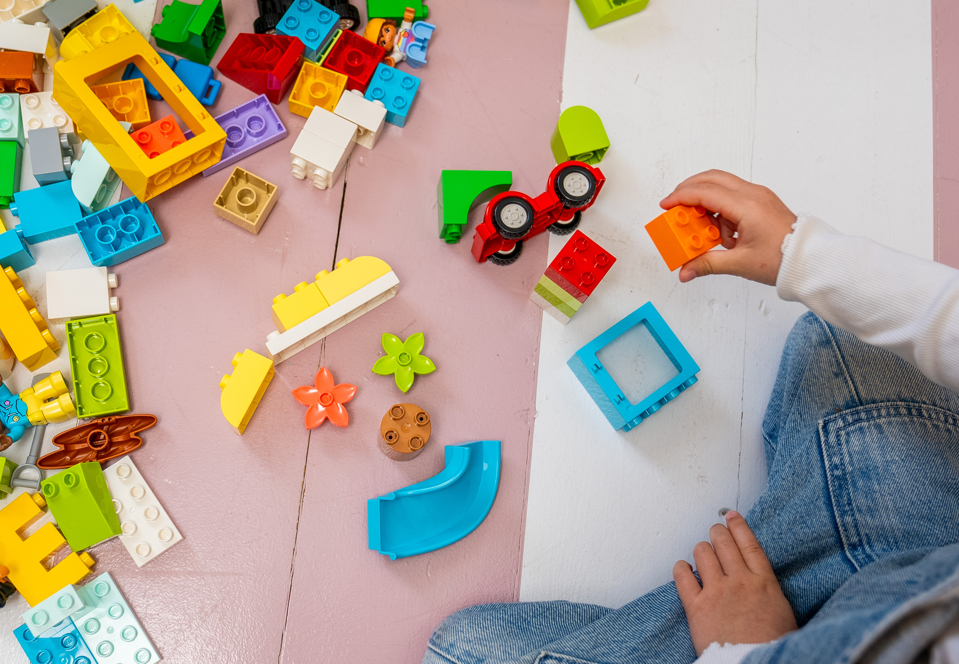 ¡Este juego de contrarios con monstruos LEGO® DUPLO® es ideal para ...