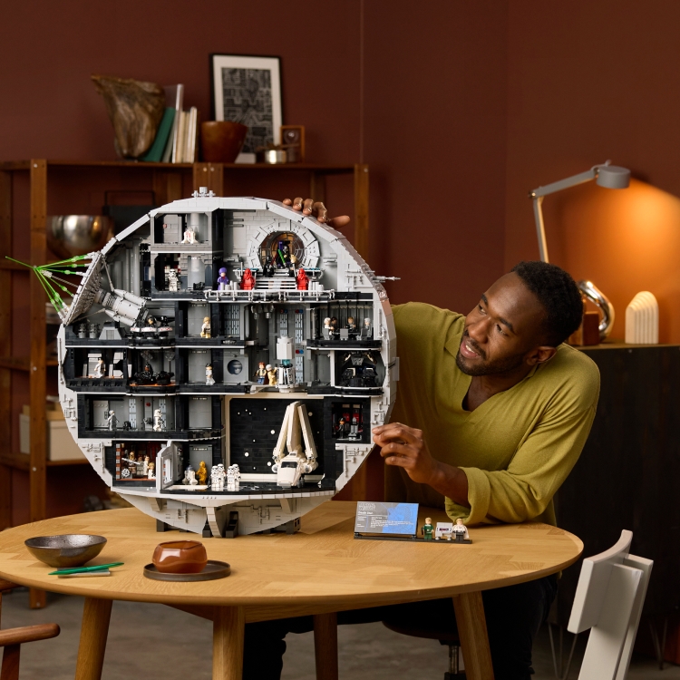 A Private Showing of the LEGO® Star Wars™ Death Star™ | Official LEGO ...
