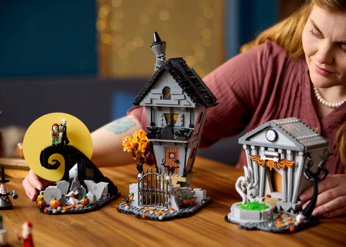 Rediscover The Nightmare Before Christmas in LEGO® bricks. | Official ...