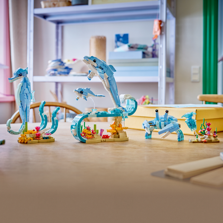 Creative Girls’ Room Ideas | Official LEGO® Shop US