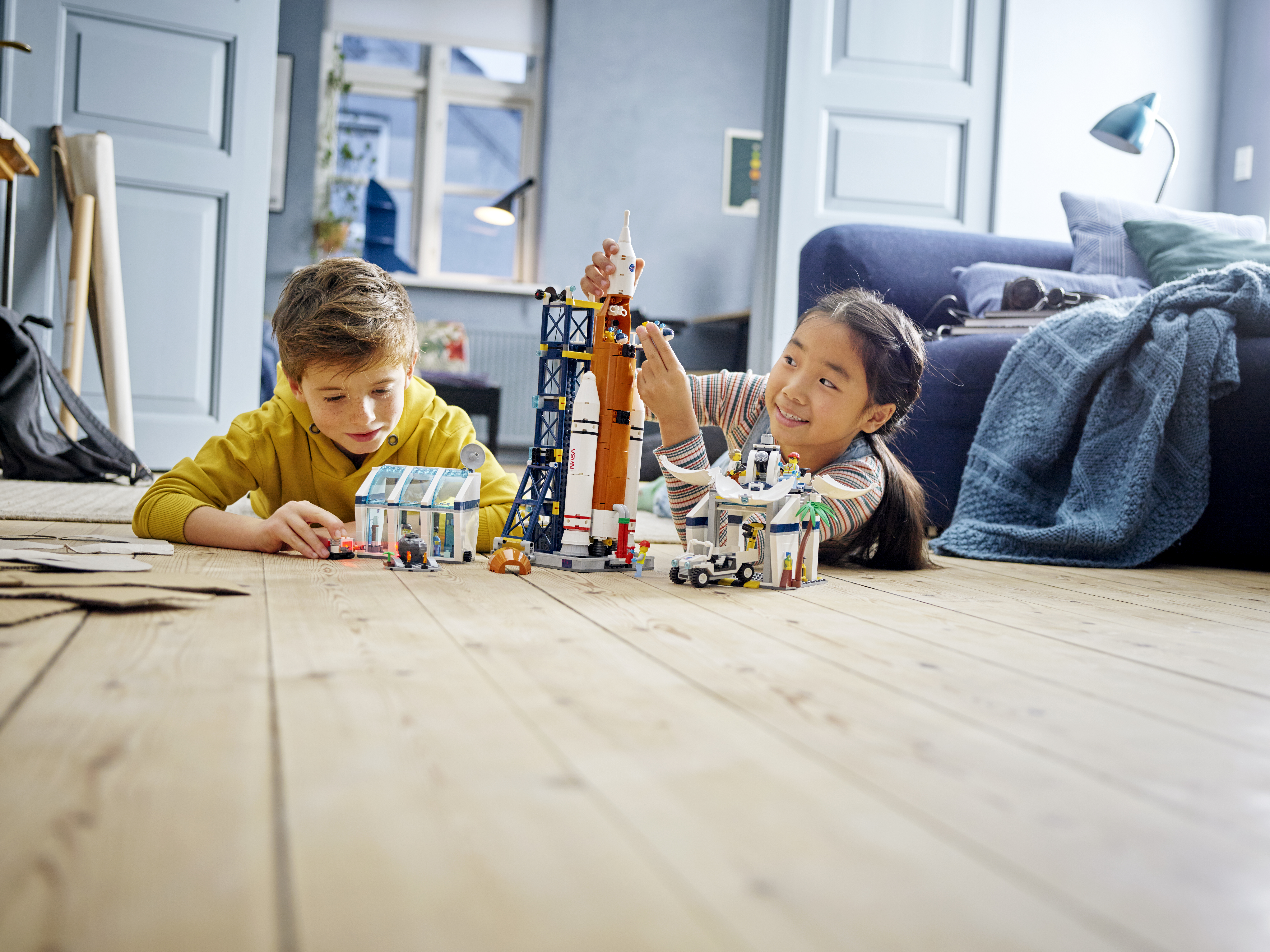 How to Develop and Nurture Curiosity in Kids | Official LEGO® Shop GB