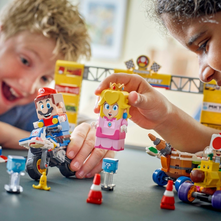 Best LEGO® Gifts for Gamers | Official LEGO® Shop US