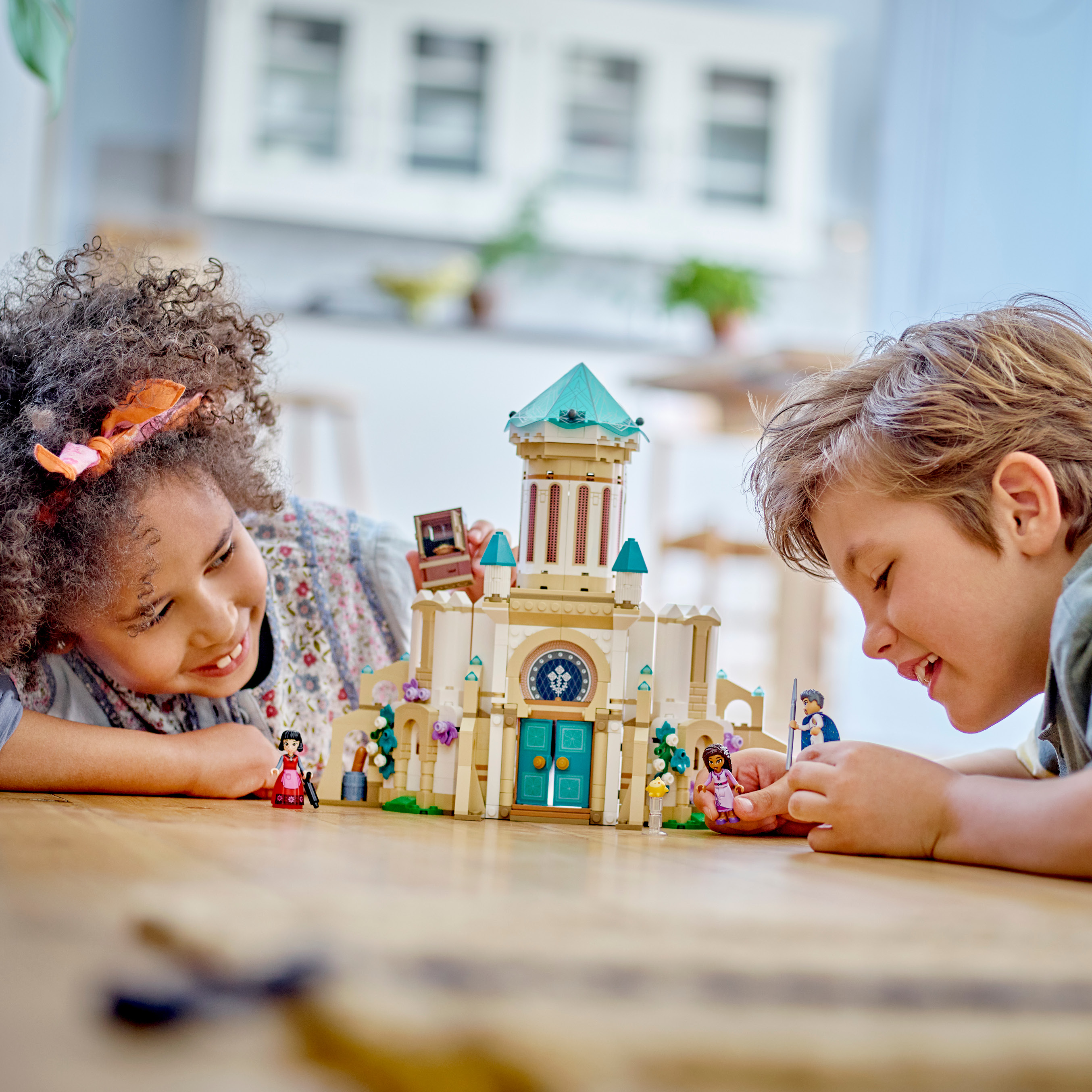 The most magical LEGO® sets for the festive season! | Official LEGO ...